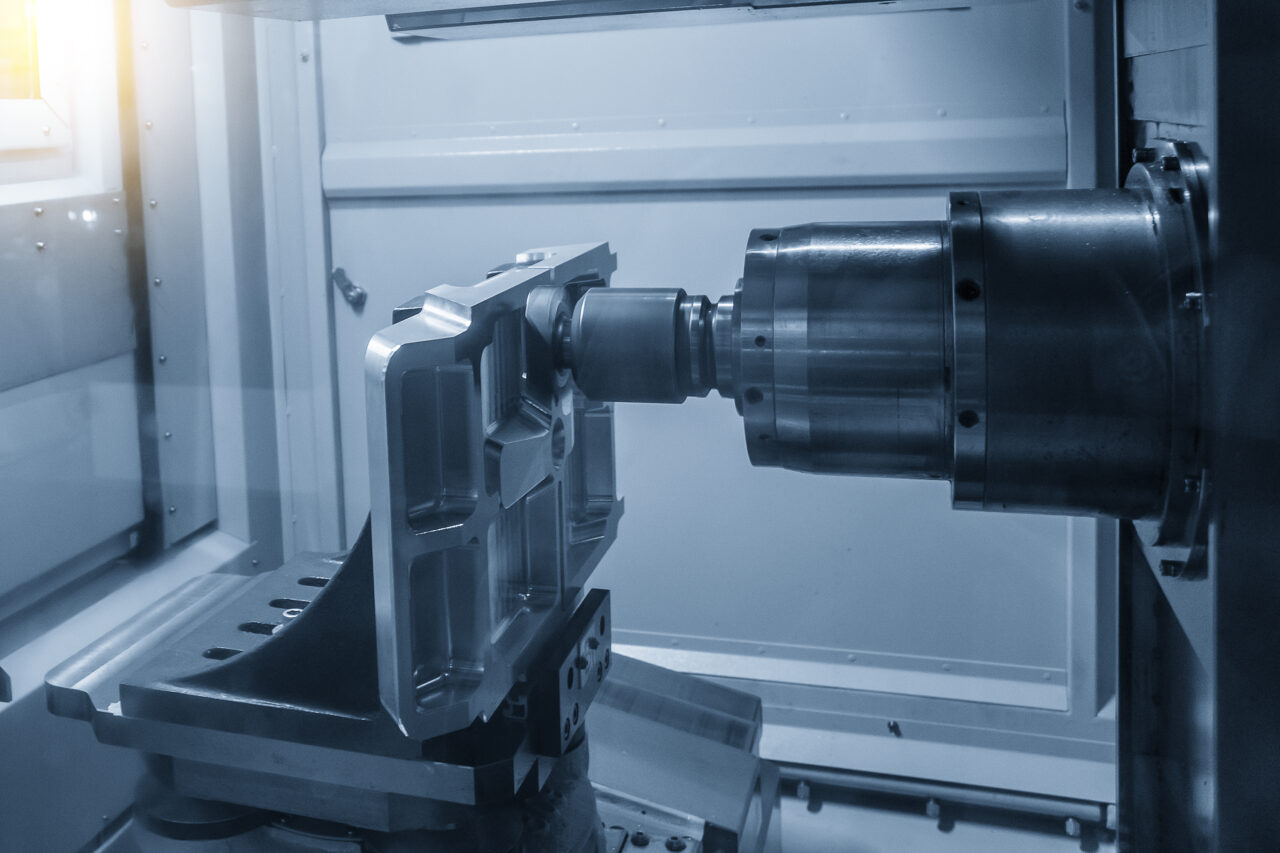 Horizontal vs. Vertical Milling Machines | The Equipment Hub