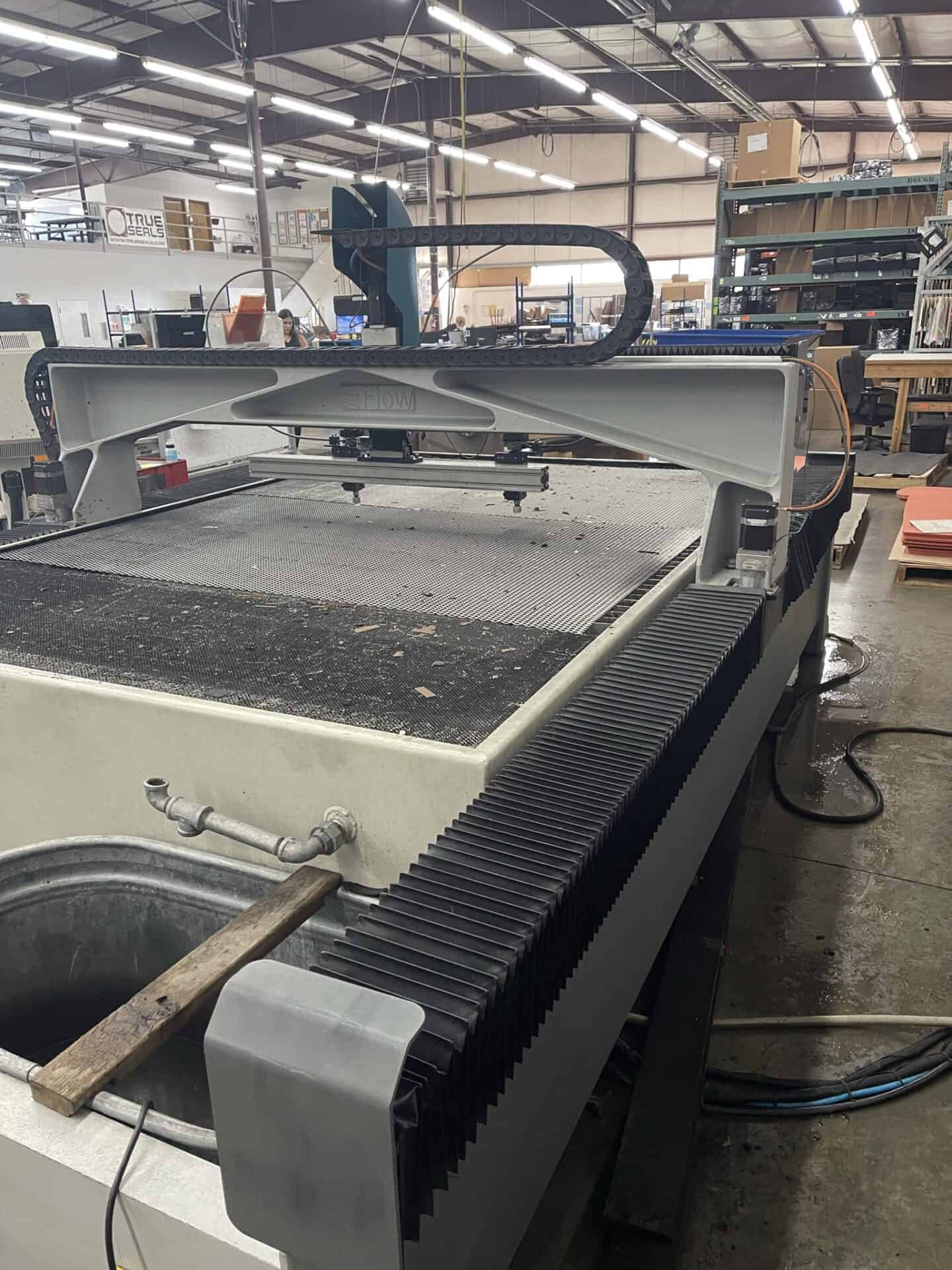 Flow Mach 2 3020c Dual Head CNC Waterjet - The Equipment Hub