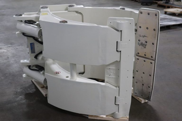 Cascade 77F-RCP-326 7,700 Lb. Capacity Rotating Paper Roll Clamp - The ...