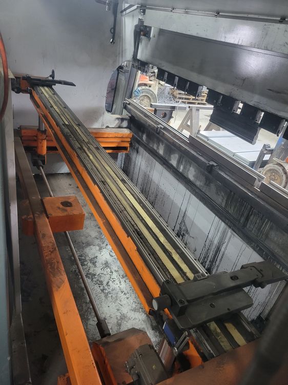 Ermak Speed-Bend Pro 12.34' x 242 Ton Hydraulic CNC Press Brake (2018 ...