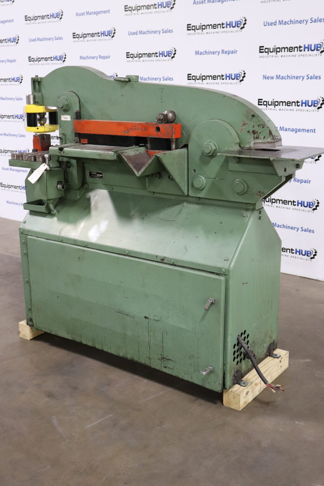 Piranha P3 50 Ton Hydraulic Ironworker - The Equipment Hub