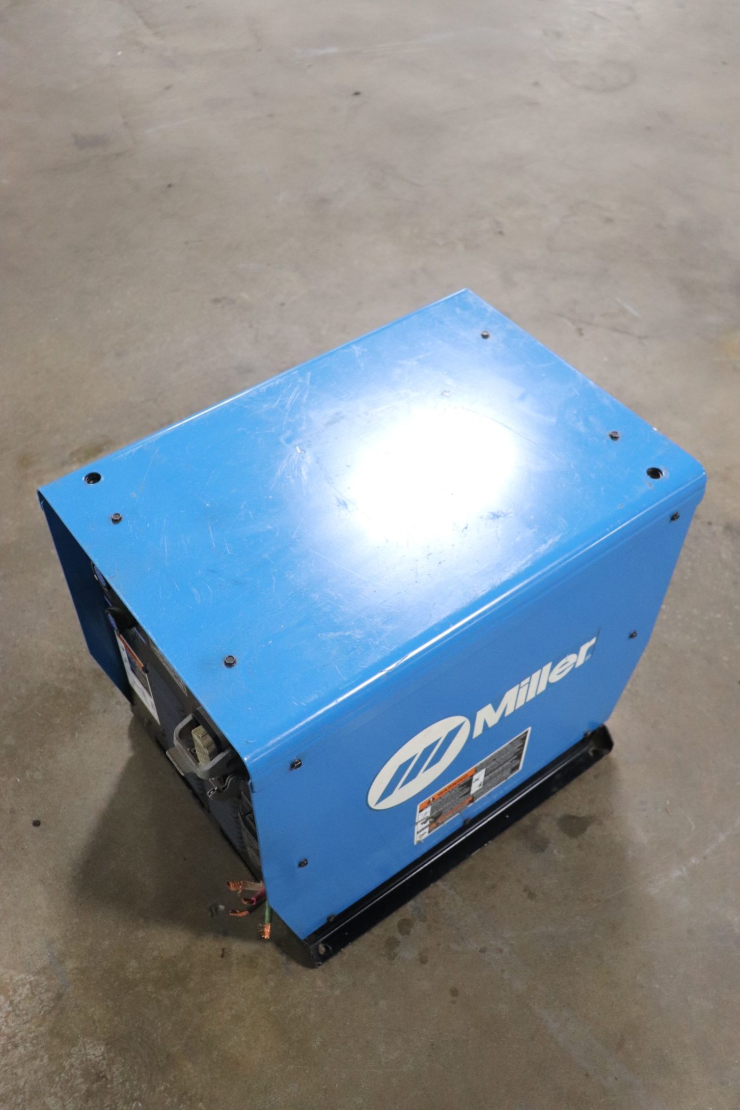 Miller Auto Axcess 300 Robotic Multi-Mig Welder Power Source - The ...