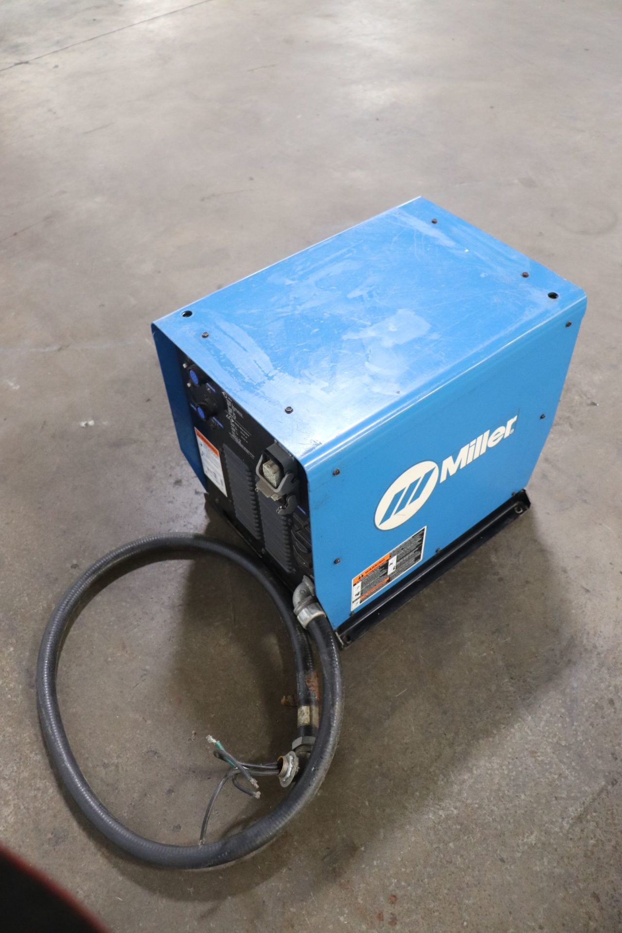 Miller Auto Axcess 300 Robotic Multi-Mig Welder Power Source - The ...