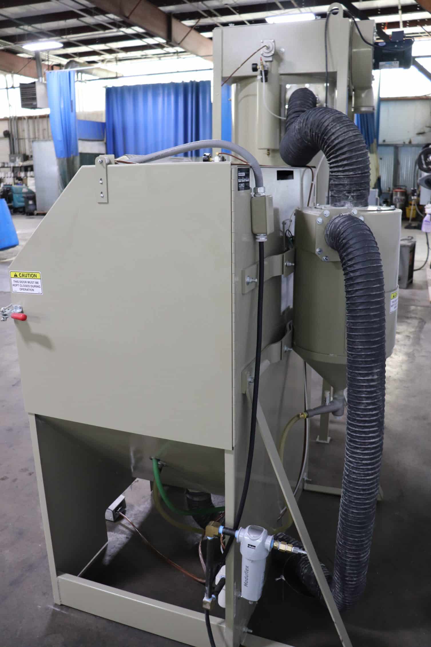 Clemco Cab INEX 3048R 30" x 48" Blast Cabinet w/ 300 CFM Dust Collector ...