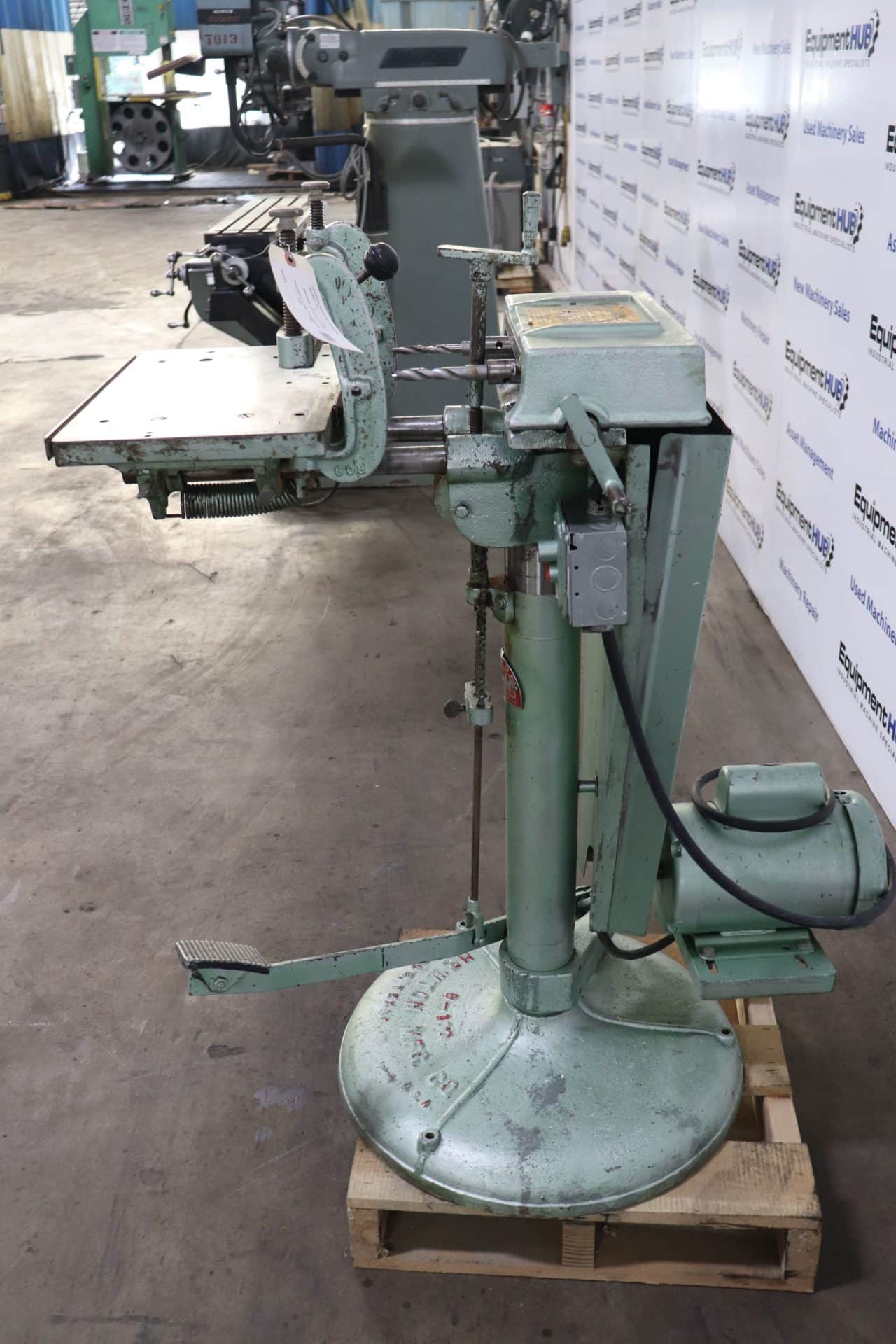 Newton B100 Dual Spindle Horizontal Boring Machine - The Equipment Hub