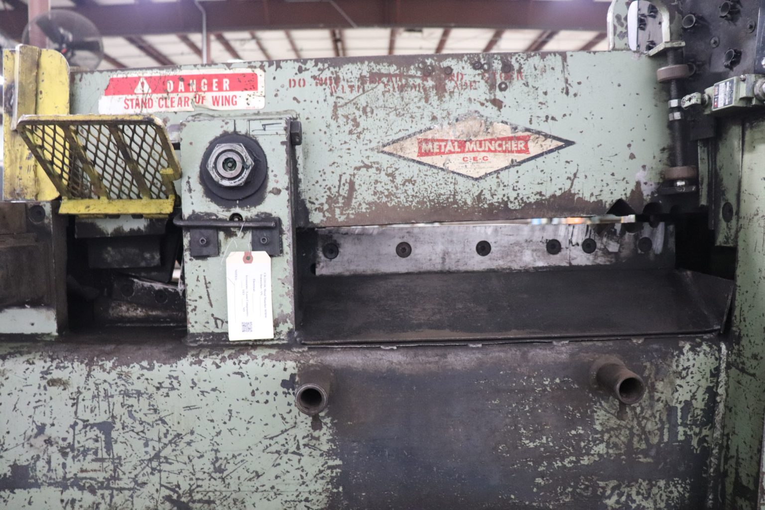 Metal Muncher MM90C18 90 Ton Hydraulic Ironworker - The Equipment Hub