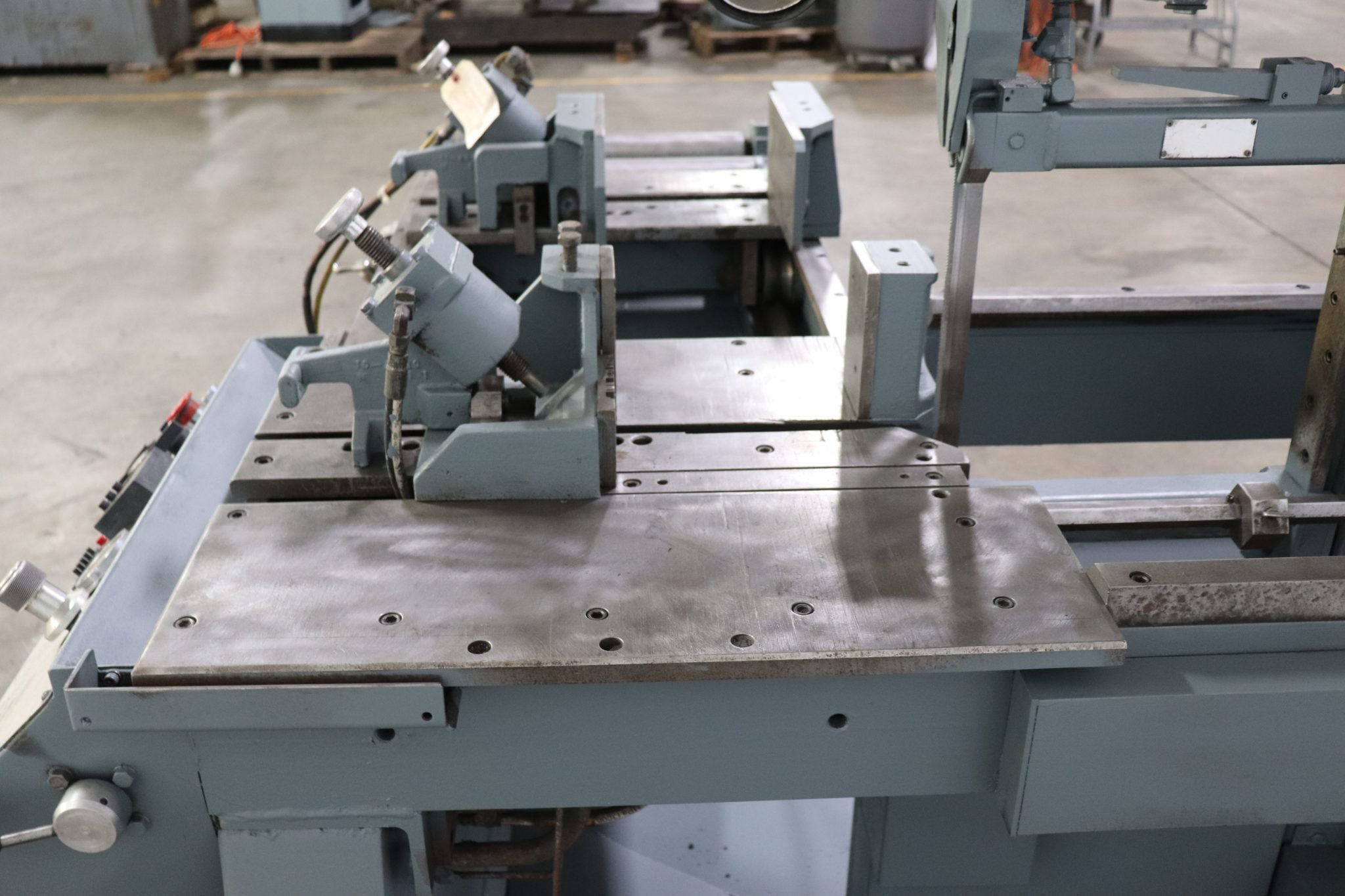 Marvel V-10A 10" x 10" Automatic Vertical Band Saw - The Equipment Hub