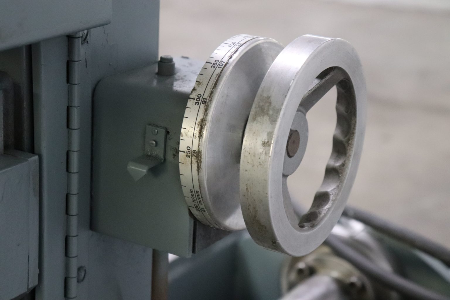 Marvel V-10A 10" x 10" Automatic Vertical Band Saw - The Equipment Hub