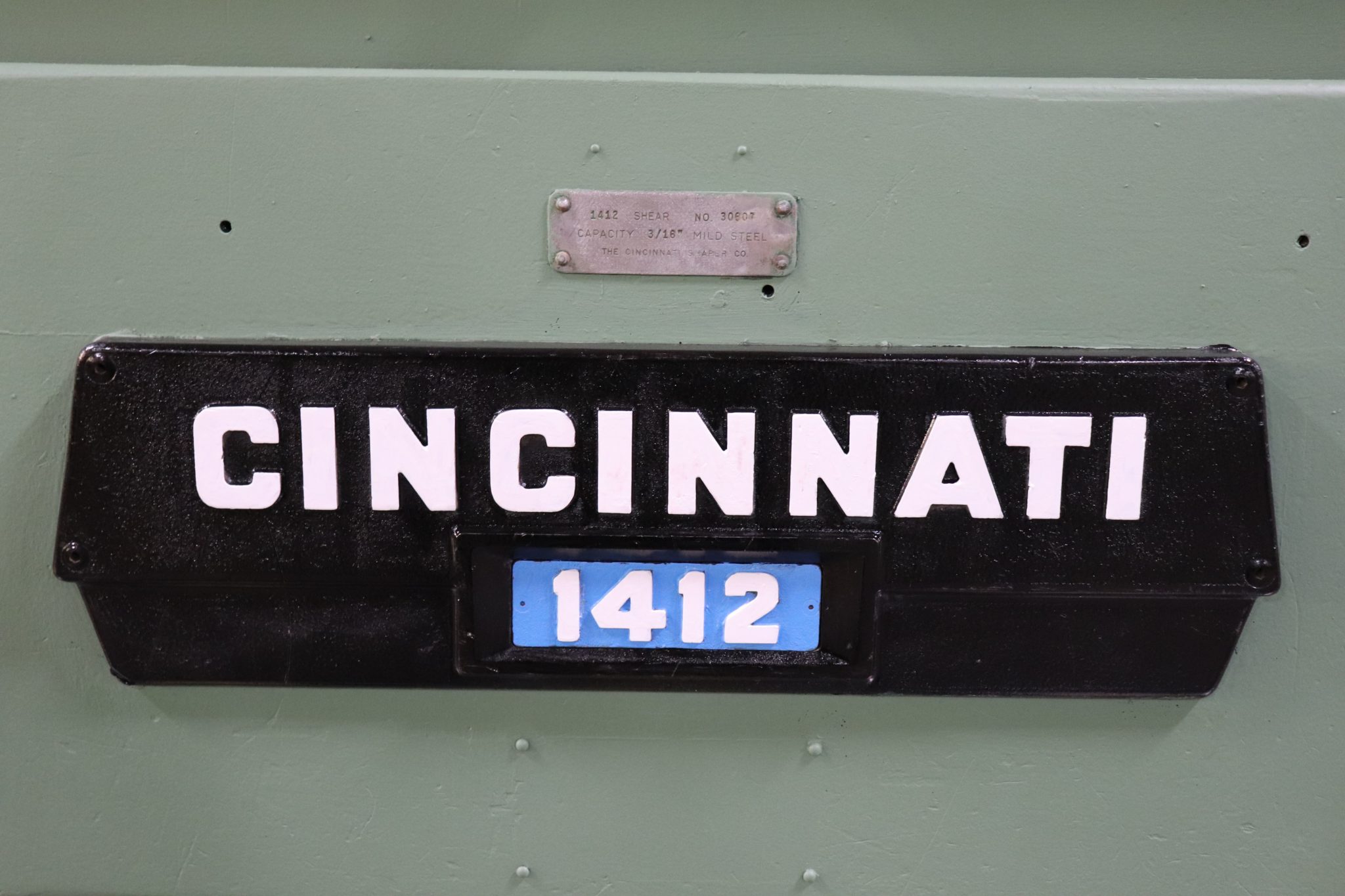 Cincinnati 1412 3/16" x 12' Mechanical Shear w/ 36" Motorized Back ...