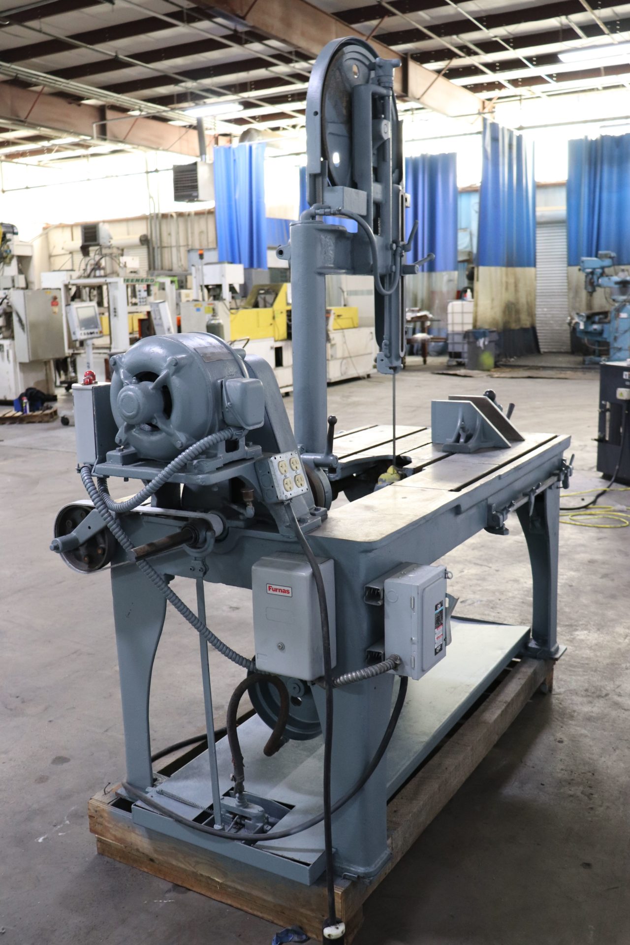 Marvel Armstrong Blum No. 8 18" x 20" Tilt Frame Vertical Band Saw ...