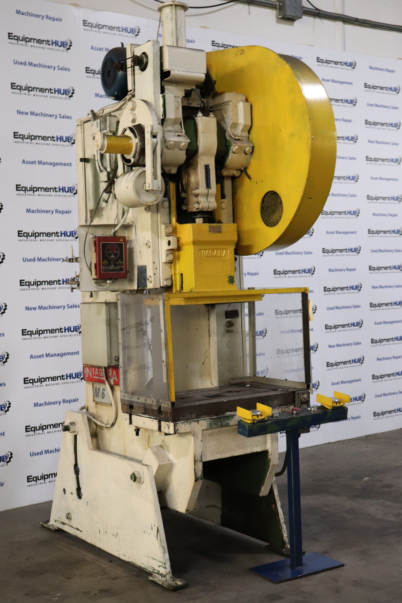 Niagara M-60 60 Ton Flywheel Gap Frame Stamping Punch Press - The ...