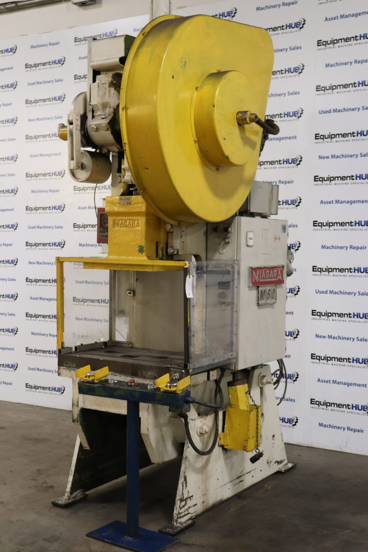 Niagara M-60 60 Ton Flywheel Gap Frame Stamping Punch Press - The ...