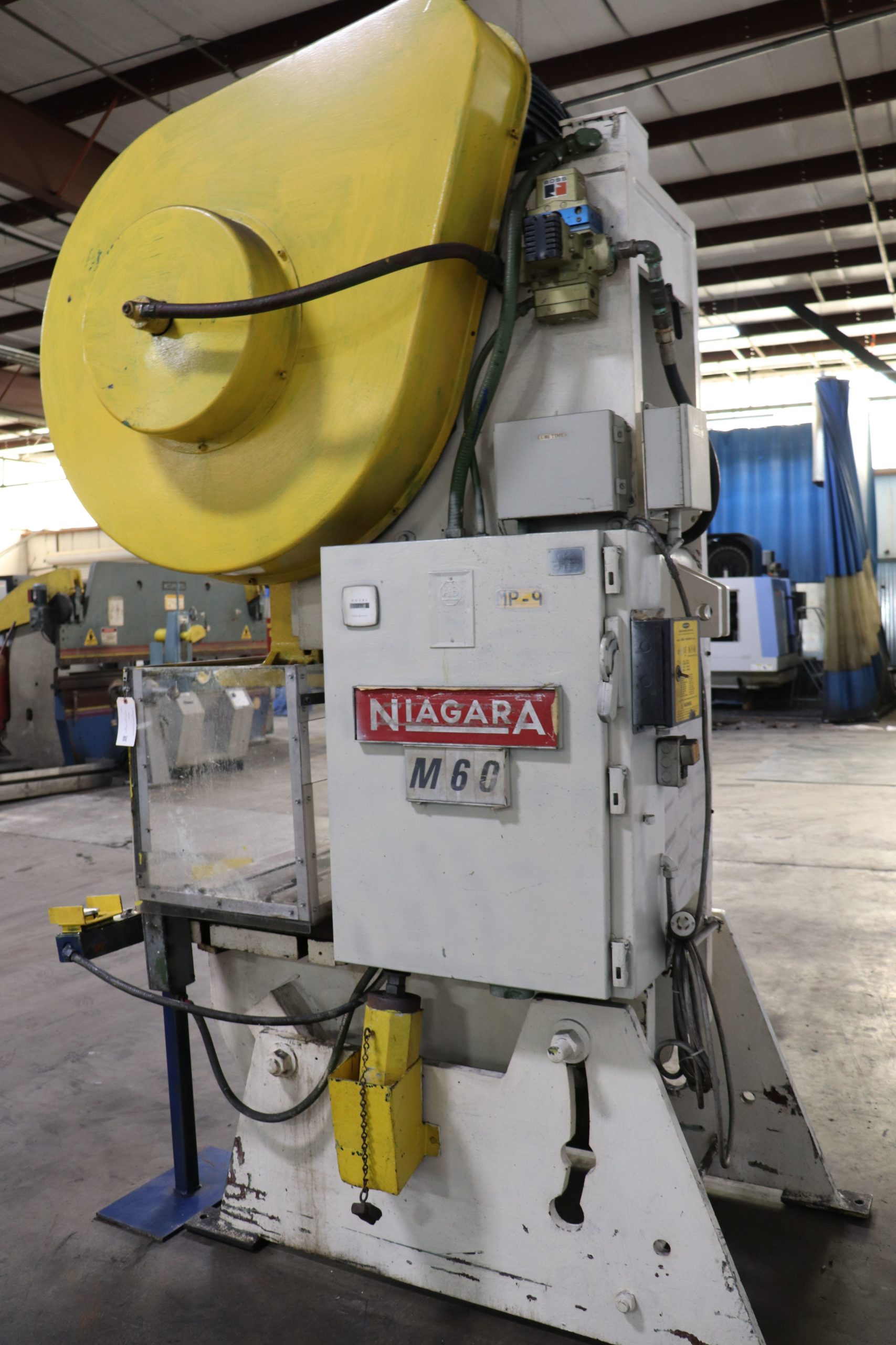 Niagara M-60 60 Ton Flywheel Gap Frame Stamping Punch Press - The ...