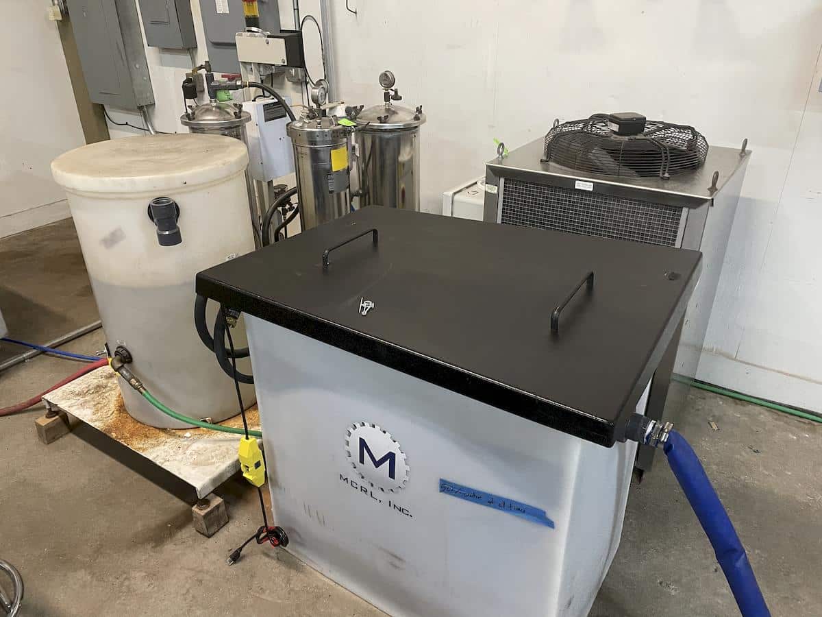 Flow Mach 4 3060C 10' x 20' CNC Waterjet (2011) - The Equipment Hub