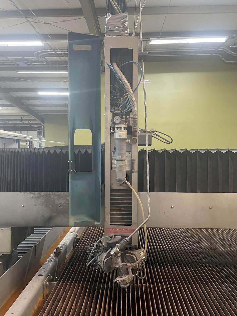 Flow Mach 4 3060C 10' x 20' CNC Waterjet (2011) - The Equipment Hub