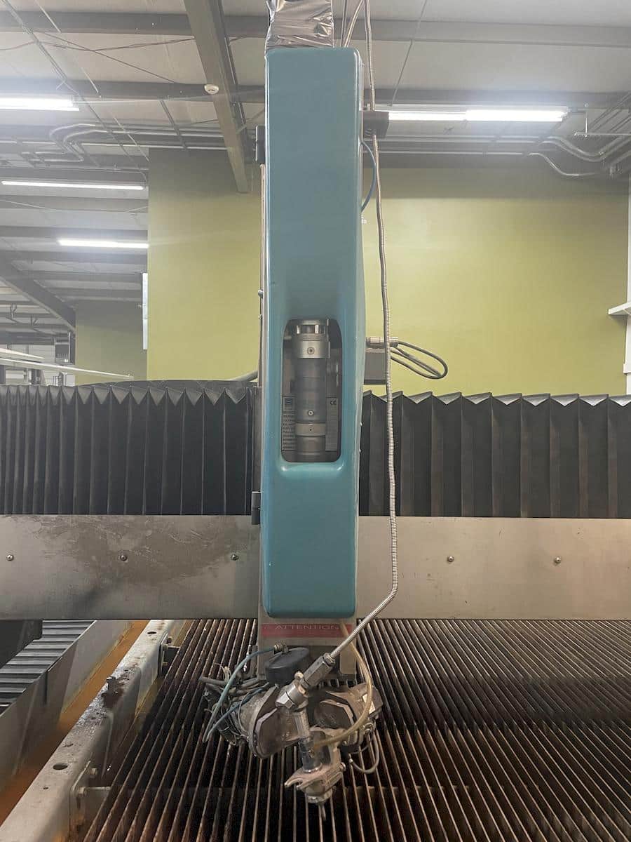 Flow Mach 4 3060C 10' x 20' CNC Waterjet (2011) - The Equipment Hub