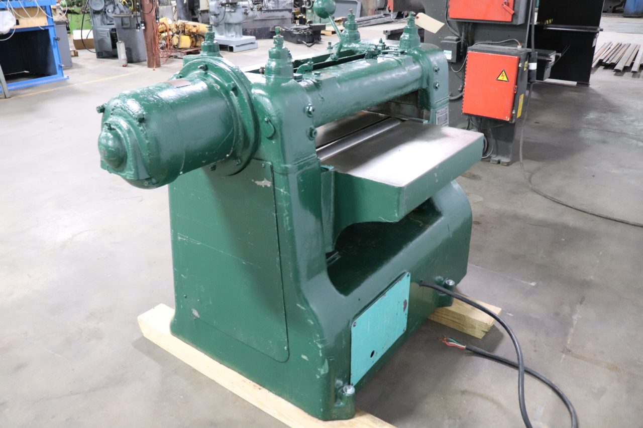 Yates American B-44 24" Straight Knife Planer, Variable Speed Feed ...