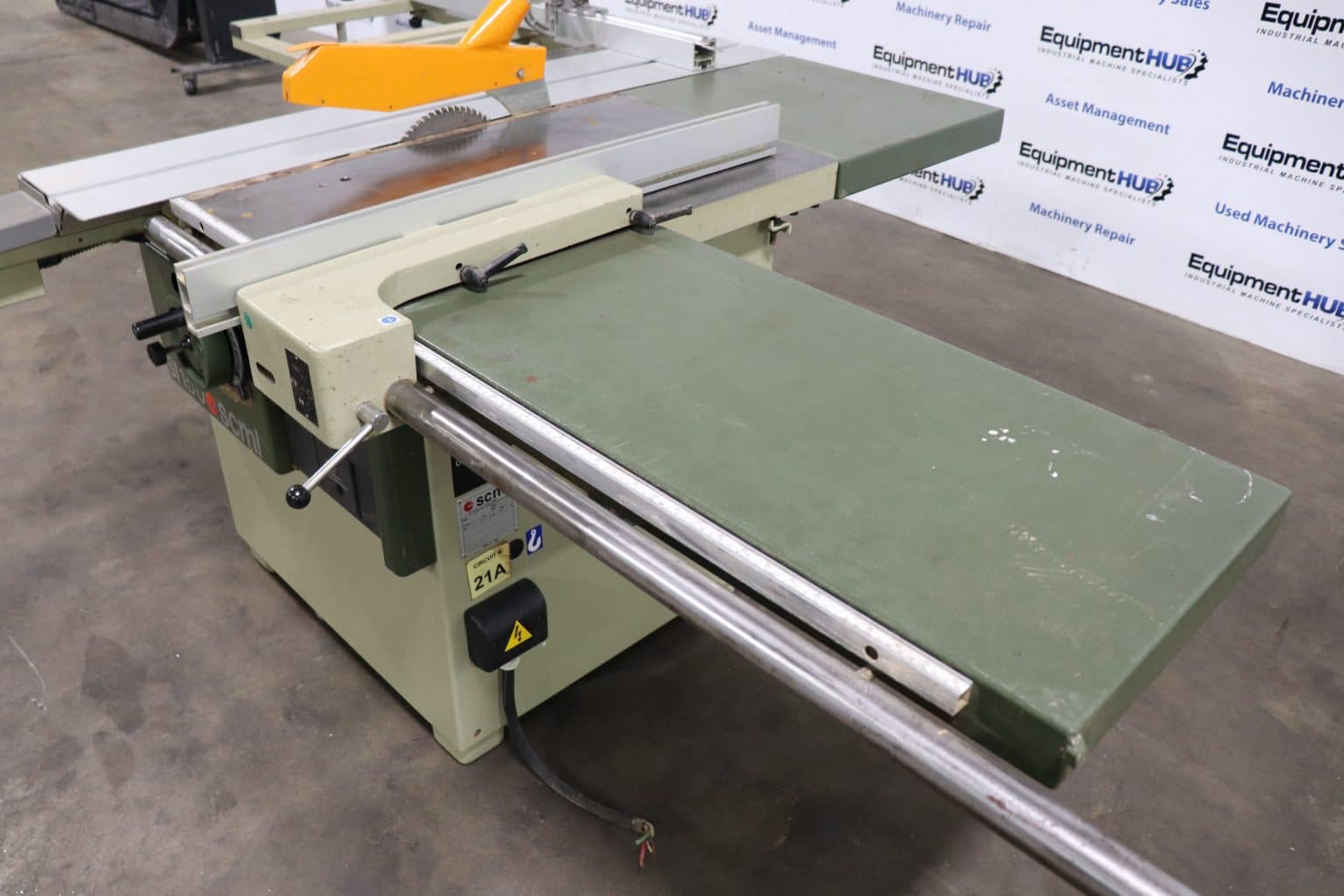 SCMI SI150 Sliding Table Saw - The Equipment Hub