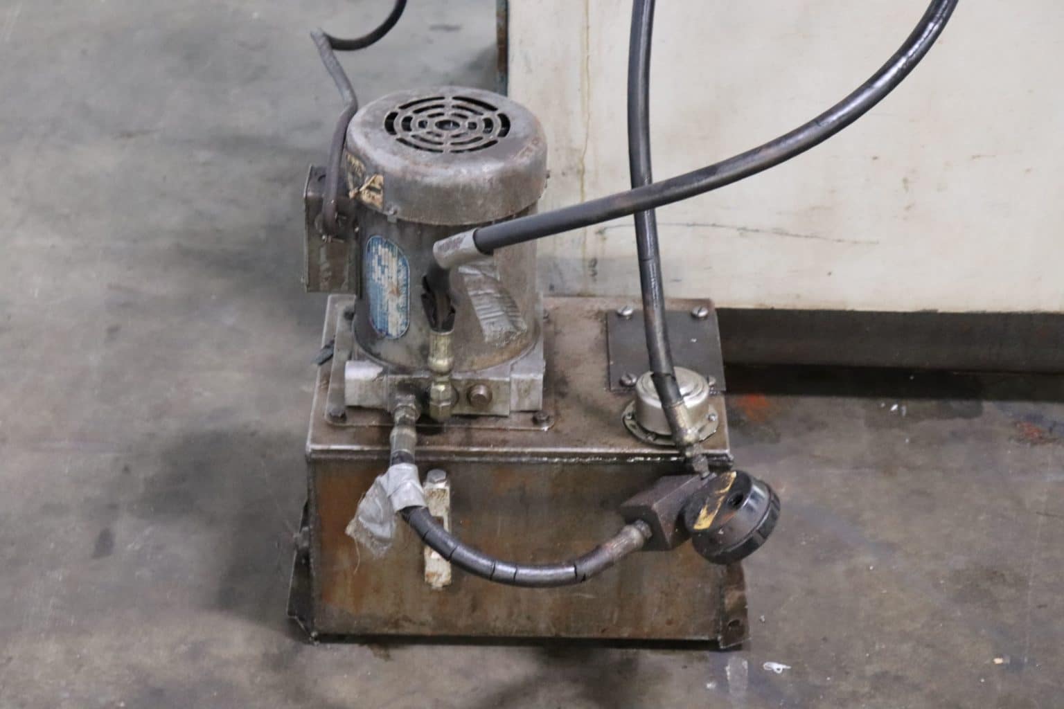 Harig 618W 6" x 18" Hydraulic Surface Grinder - The Equipment Hub