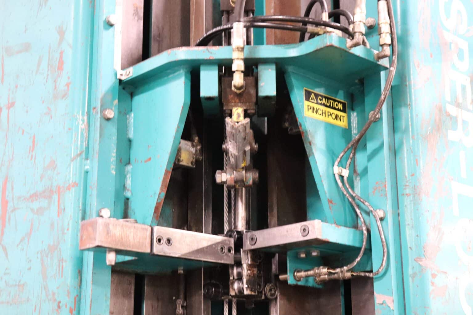 Iowa Precision FAH1872-VP Whisper Loc Corner Former Machine - The ...