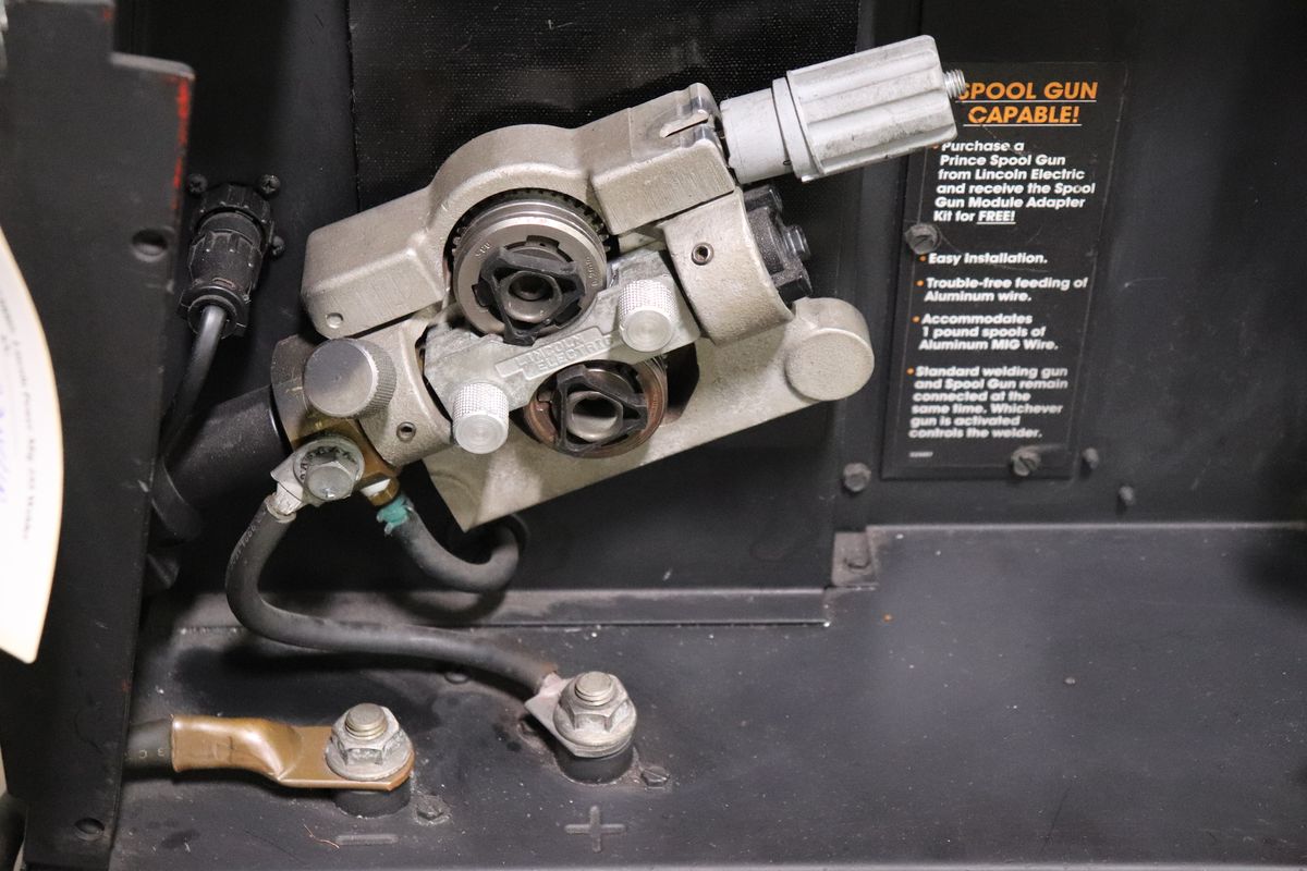 Lincoln Electric Power Mig 255 DC Mig Welder, 250A, 1PH - The Equipment Hub