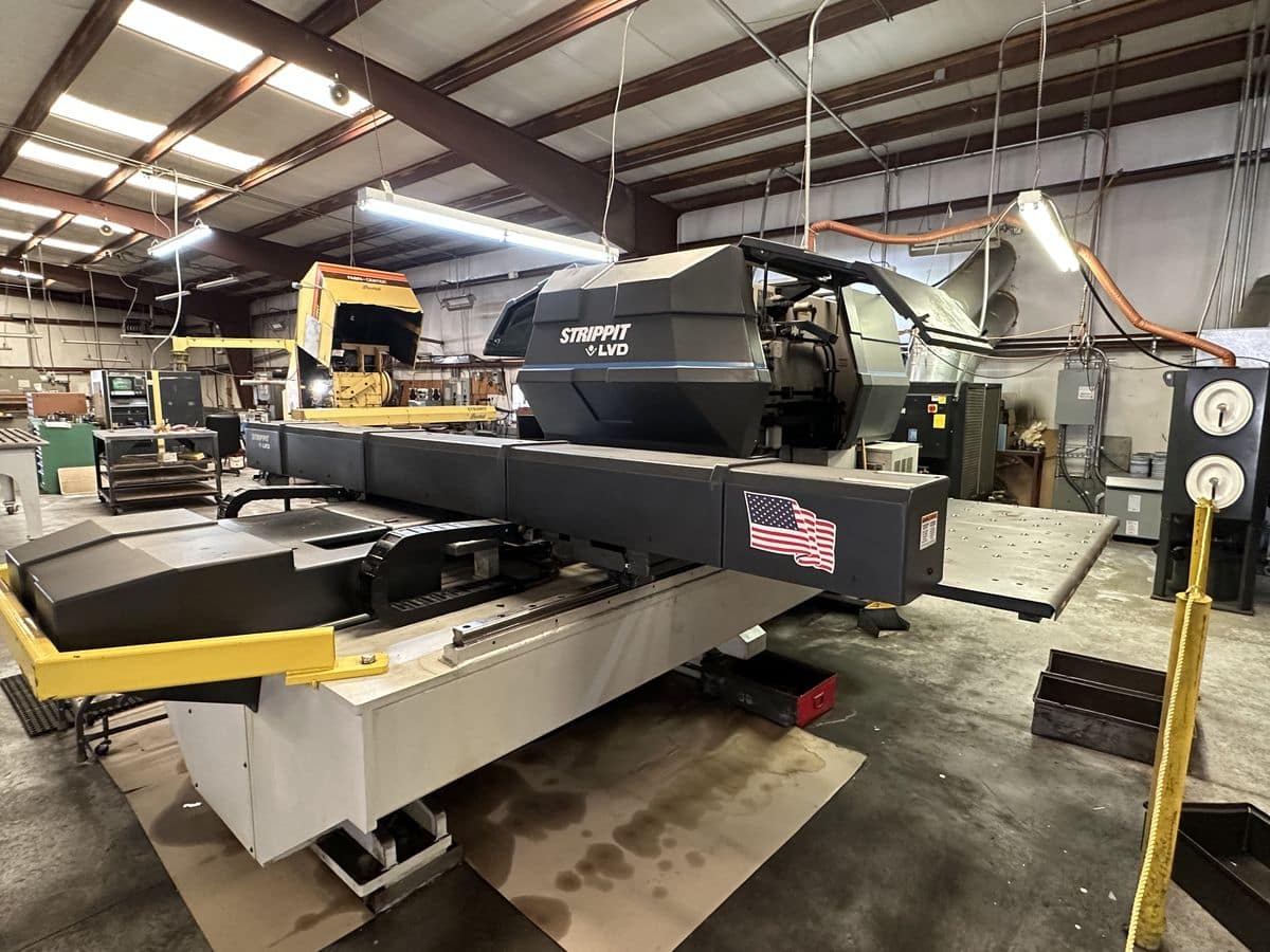 Strippit LVD 1250MXP/30 Laser 33 Ton / 2000 Watt Laser-Turret Punch ...