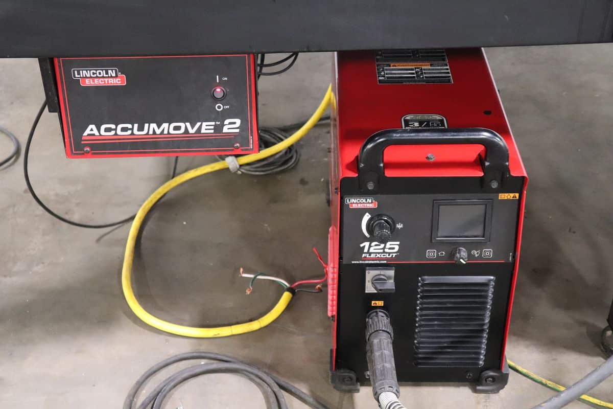 Lincoln Torchmate 4800 4' x 8' CNC Cutting Table with FlexCut 125 Amp ...