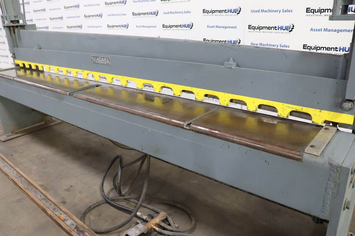 Niagara 10A 10' x 18 Gauge Pneumatic Shear - The Equipment Hub
