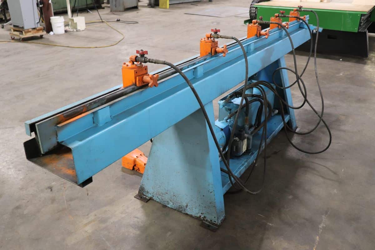 Lockformer Speednotch 5 Head 16 Gauge Hydraulic Duct Notcher - The ...