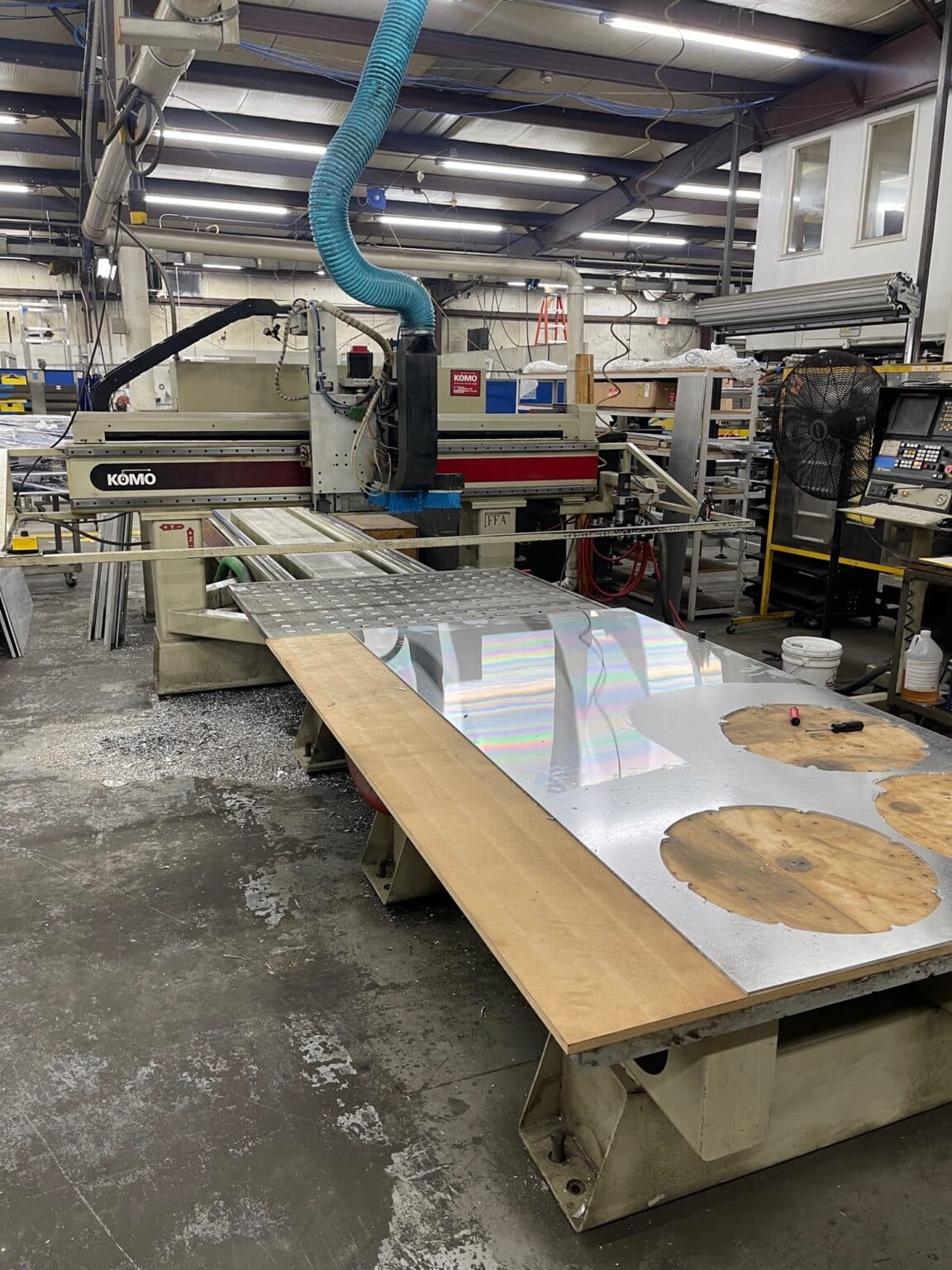 Komo VR-512Q 5 x 12 CNC Router ATC Vacuum Table - The Equipment Hub