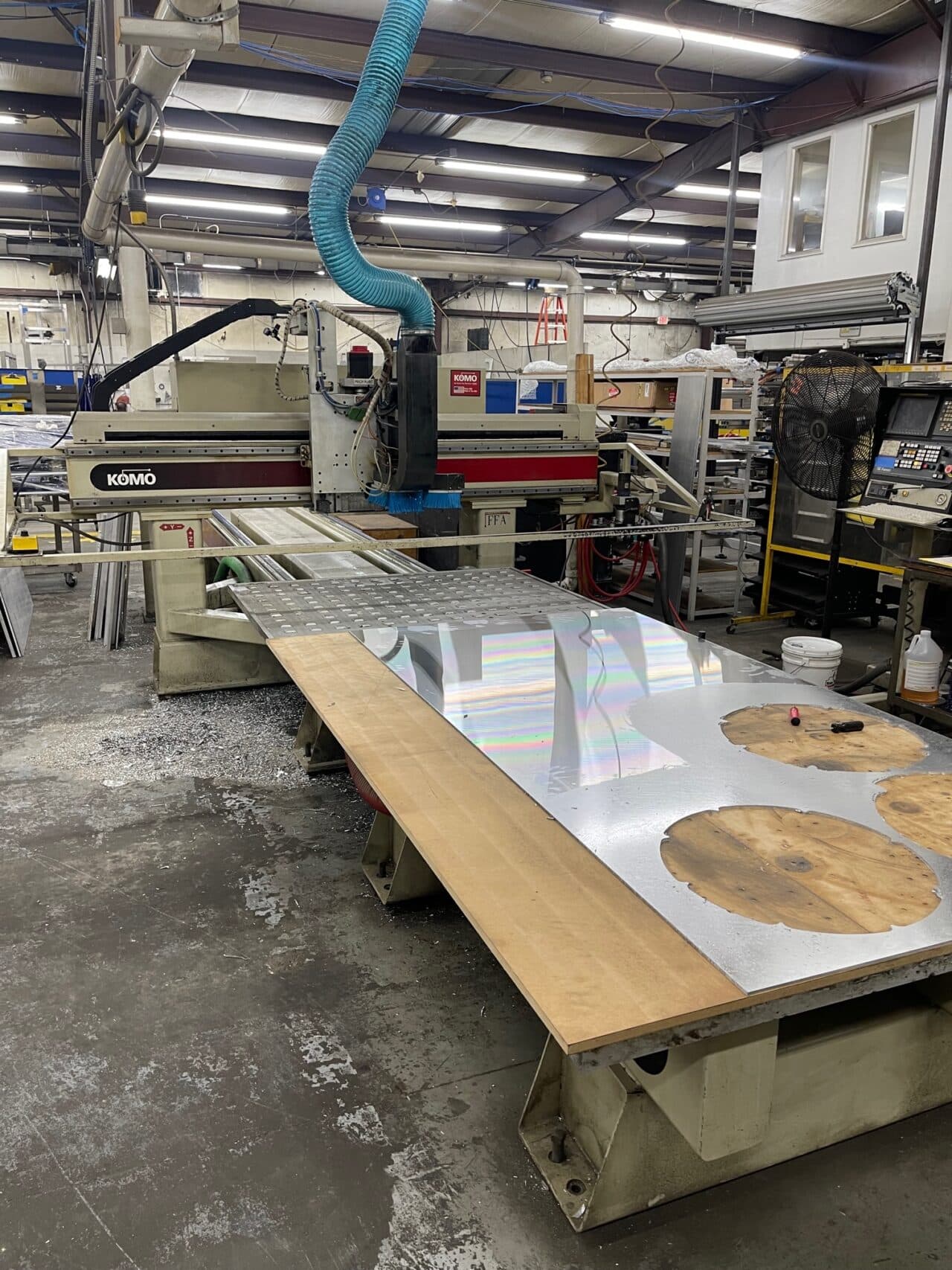 Komo VR-512Q 5 x 12 CNC Router ATC Vacuum Table - The Equipment Hub