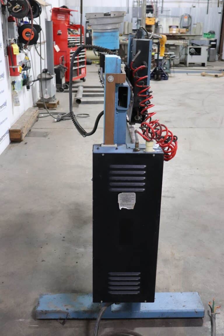 Duro Dyne RH Rolling Head Pinspotter Machine - The Equipment Hub