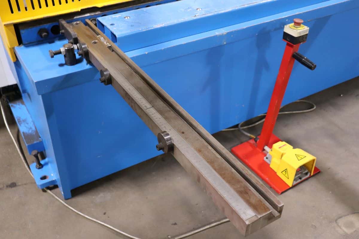 Knuth KHT 3206F 6mm (.24") x 3200mm (125.98") Hydraulic Shear w/ NC ...