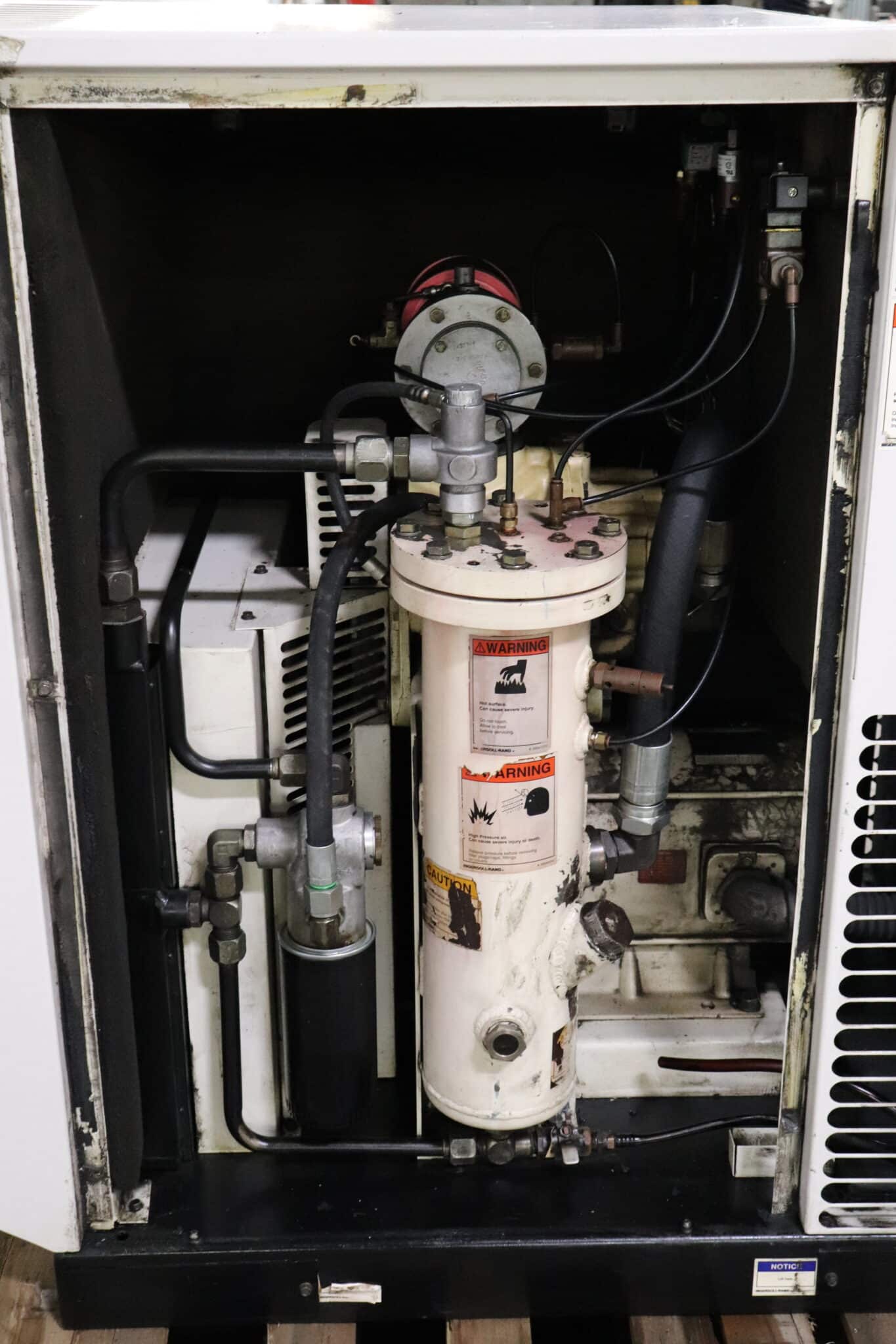 Ingersoll Rand SSR-EP25SE 25HP Rotary Screw Air Compressor - The ...