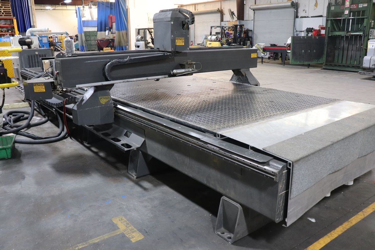 Multicam 5000 Series 80" x 288" CNC Router w/ Multicam TurboVac - The ...