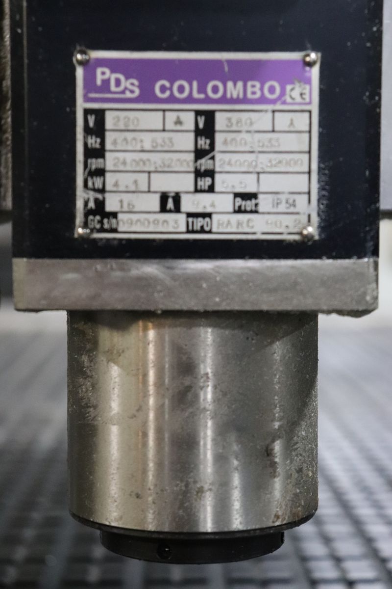 Multicam 5000 Series 80" x 288" CNC Router w/ Multicam TurboVac - The ...