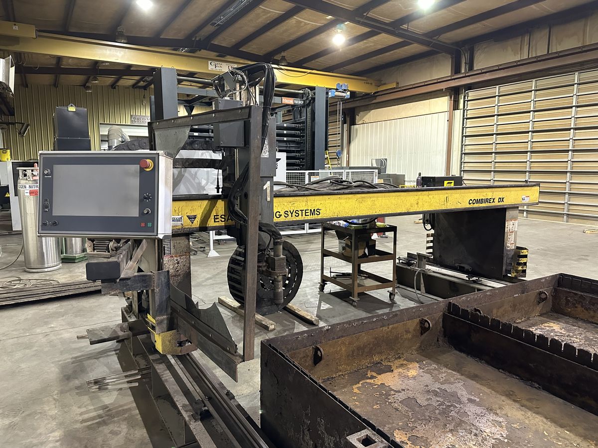 Esab Combirex DX 3500 26' x 10.5' CNC Plasma with 360 Amp Power Source ...