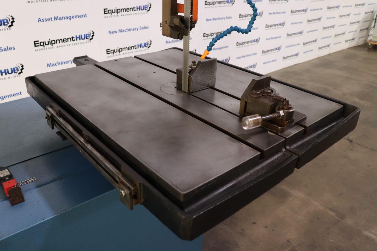 What are the Benefits of a Contour Vertical Band Saw?