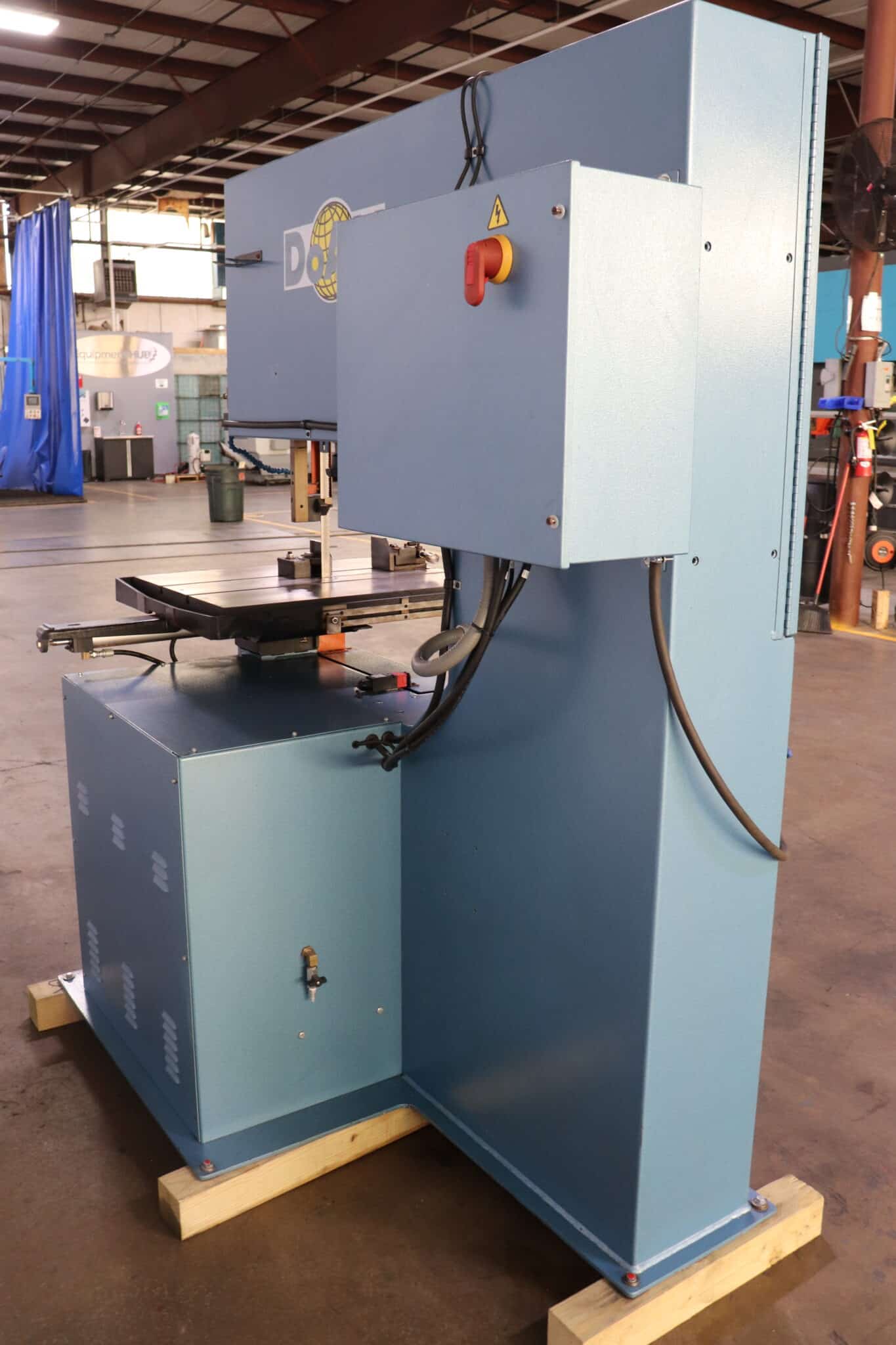 What are the Benefits of a Contour Vertical Band Saw?