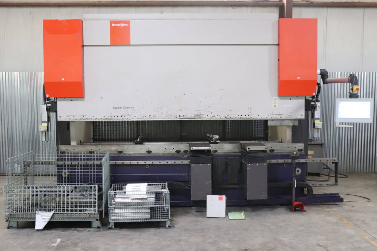 Bystronic Xpert 320/4100 320 Ton x 161.4" 6-Axis CNC Press Brake (2019 ...