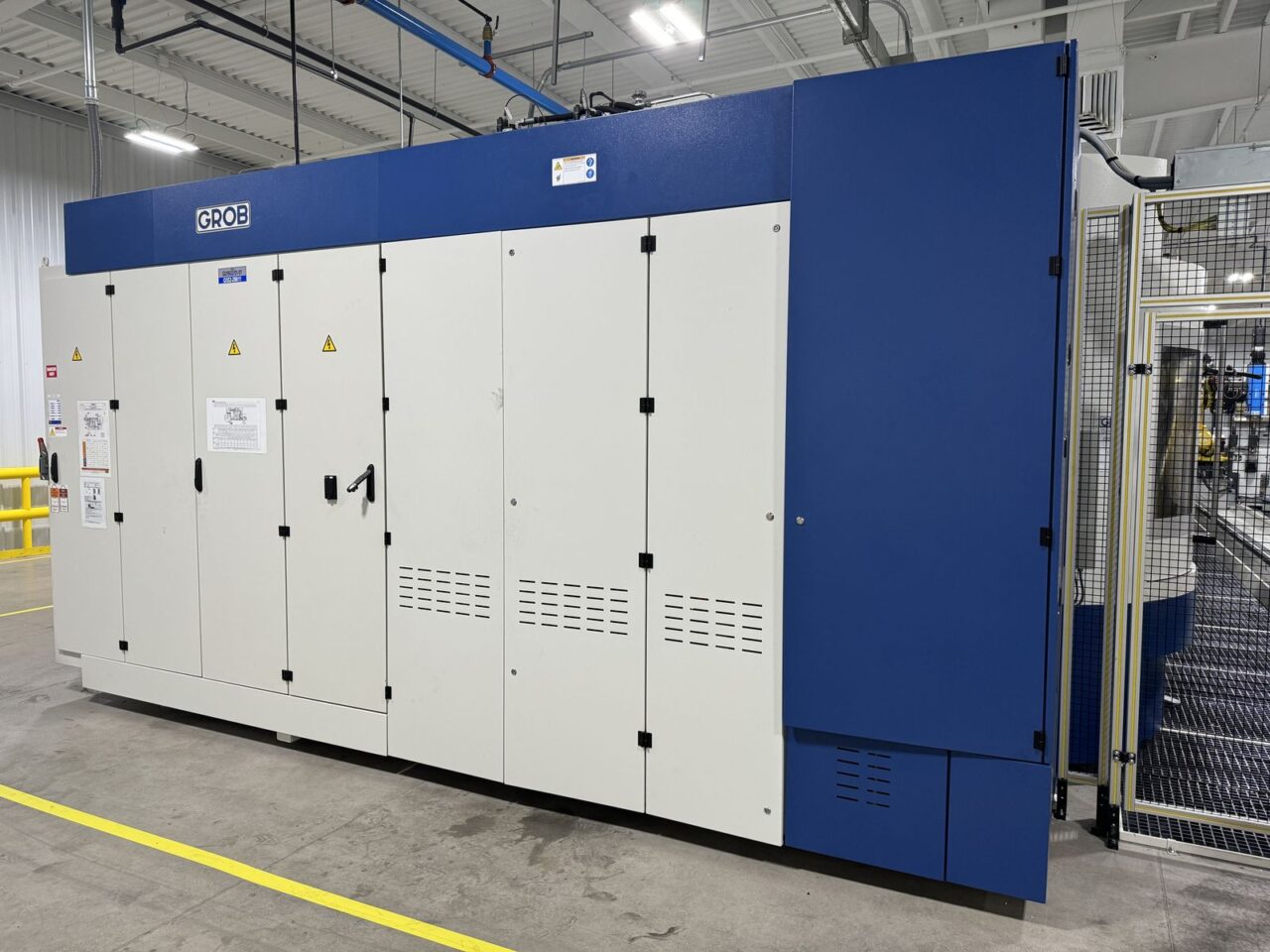 Grob G552 5-Axis Horizontal Machining Center w/ Fanuc Robots (2022 ...