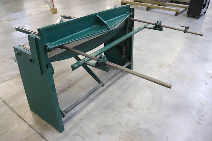 Tennsmith T5216 52" x 16 Ga. Stomp Shear - The Equipment Hub